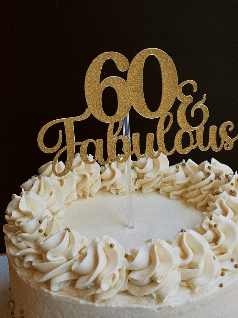 Luxury Gold Milestone Birthday Cake – Custom Age Design
